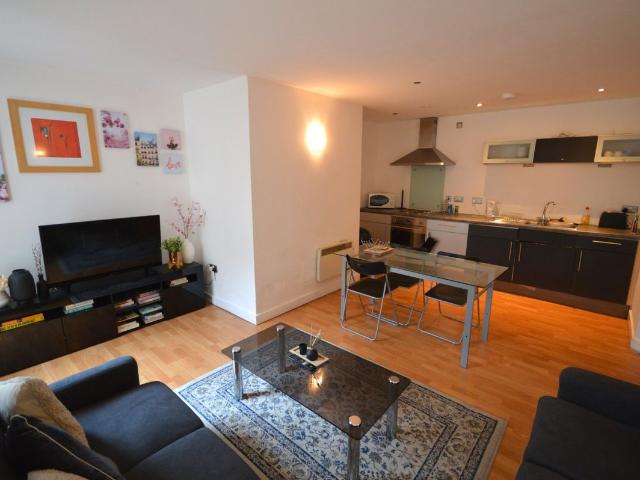 Fitzwilliam Street, Sheffield, South Yorkshire S1, 1 bed flat to rent, £850 pcm | PrimeLocation