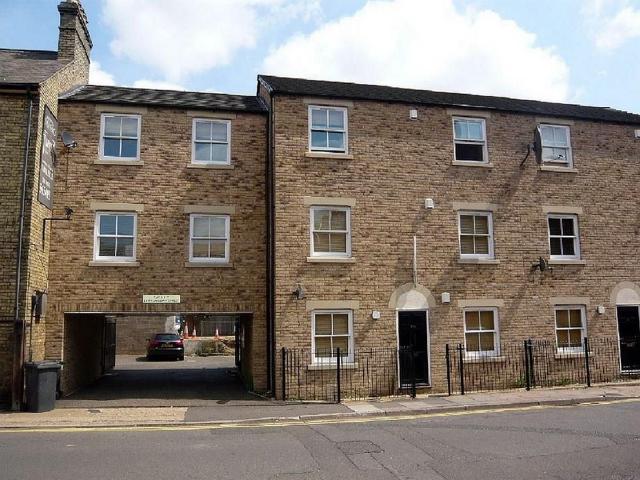 Fitzwilliam Street, Peterborough PE1, 1 bed flat to rent, £700 pcm | PrimeLocation