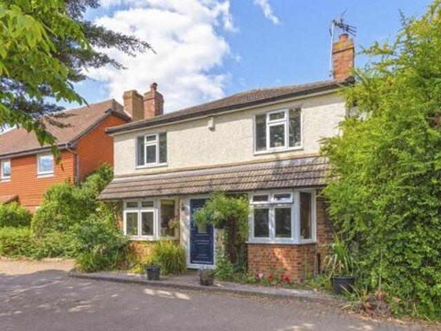 Five Oak Green Road, Five Oak Green, 3 Bedroom Detached