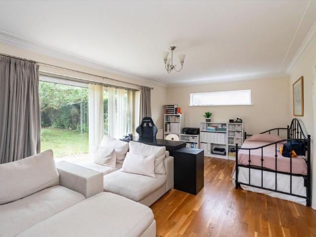 Five Bedroom Family Home in Cobham, KT11