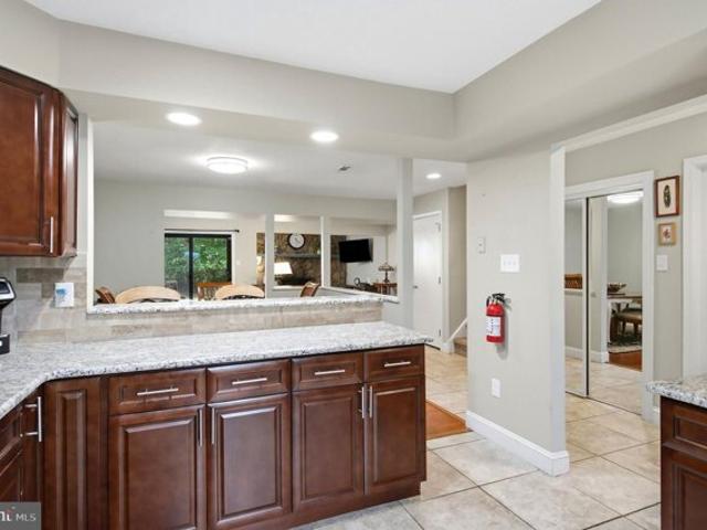 Five Crown Royal, Marlton, Condo For Sale