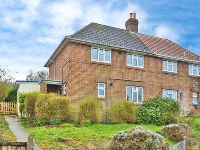 Font Villas, West Coker, 3 Bedroom Semi detached