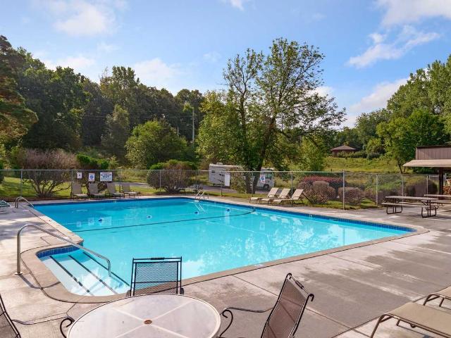 Fontenelle Hills 2 Bedroom Apartment for Rent at 1103 Tanglewood Ct, Bellevue, NE 68005