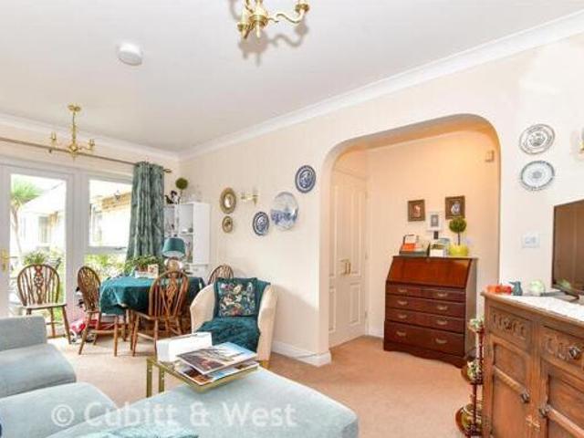 Fontwell Avenue, Eastergate, 1 Bedroom Bungalow