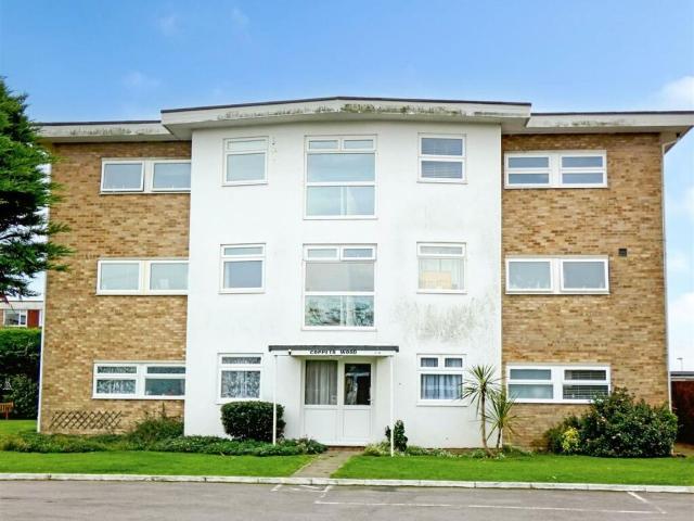 Fontwell Close, Rustington BN16, 2 bed flat to rent, £1,550 pcm | PrimeLocation