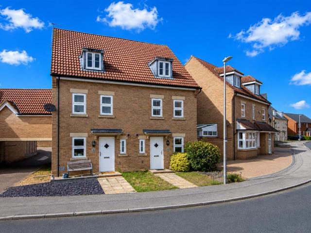 Fonda Meadows, Milton Keynes MK4 3 bed house to rent £1,795 pcm £414 pw
