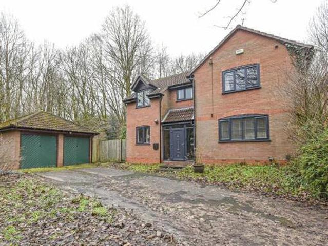 Foot Mill Crescent, Shawclough, 4 Bedroom Detached