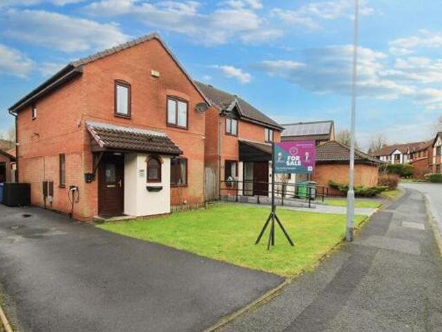 Foot Wood Crescent, Shawclough, 3 Bedroom Detached