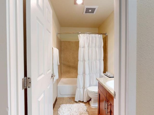 Foothill Commons 1 Bedroom Apartment for Rent at 898 137th Ave Ne, Bellevue, WA 98005 Wilburton NE 8th St