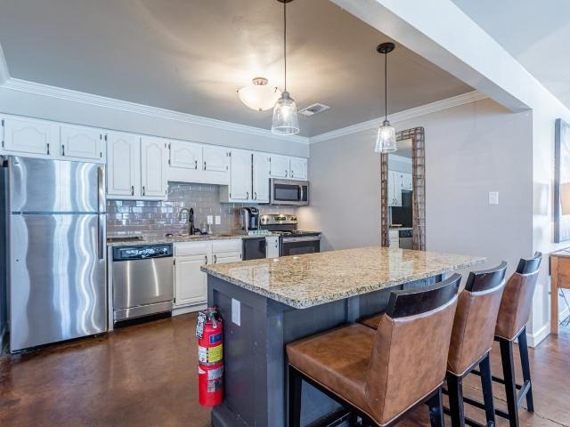 Foothills Apartments 2 Bedroom Apartment for Rent at 2401 Lakeview Rd, North Little Rock, AR 72116