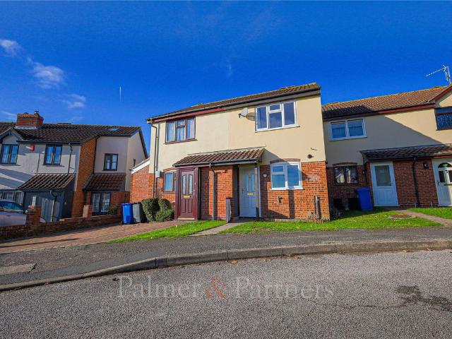 Foden Avenue, Ipswich, Suffolk IP1, 2 bed terraced house to rent, £1,100 pcm | PrimeLocation