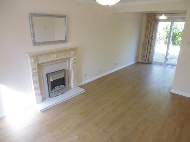 Foinaven Gardens, Glasgow, G46 8HX
