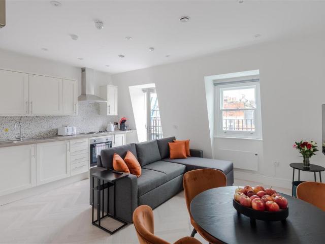 Foley Street, London W1W 1 bed apartment to rent £6,500 pcm £1,500 pw