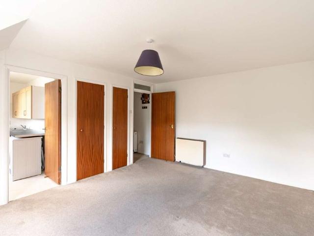 Folly Bridge Court, Oxford OX1 1SW