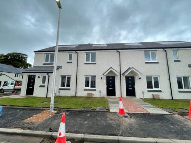 Fort Avenue, Guardbridge, Fife KY16, 2 bed terraced house to rent, £1,200 pcm | PrimeLocation