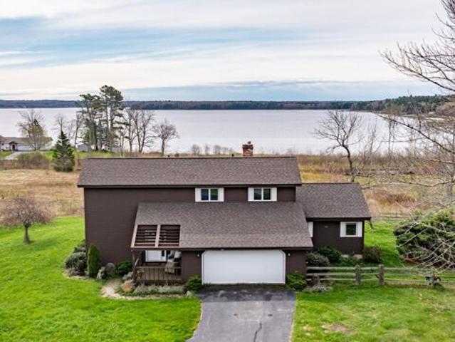 Fort Point Cove Rd, Stockton Springs, Home For Sale