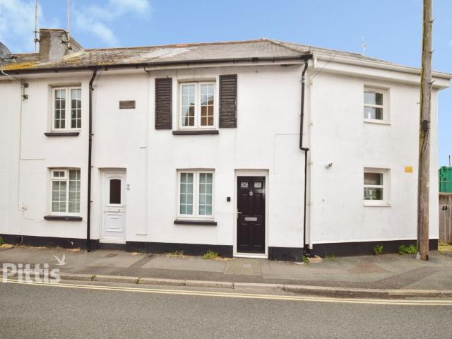 Fort Street, Sandown PO36, 2 bed terraced house to rent, £975 pcm | PrimeLocation