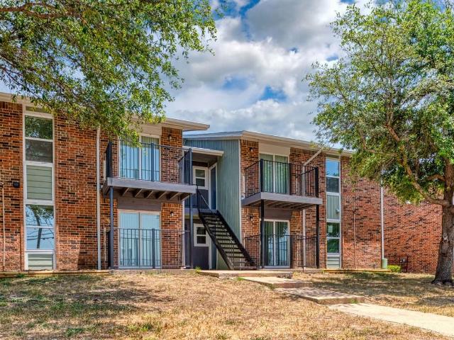 Fort West Apartments 1 Bedroom Apartment for Rent at 8037 W Elizabeth Ln, Fort Worth, TX 76116 Western Hills North