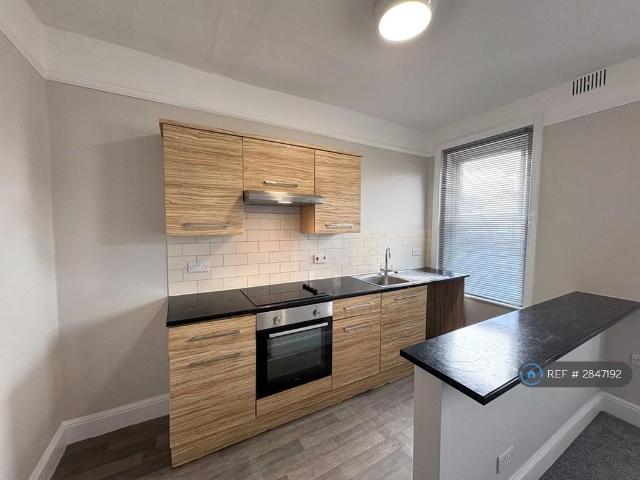 Fortescue Road, Bournemouth, BH3 2 bed flat to rent £1,095 pcm £253 pw