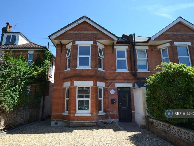 Fortescue Road, Bournemouth, BH3 2 bed flat to rent £1,145 pcm £264 pw