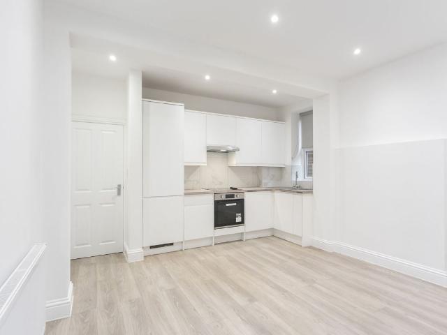 Fortess Road, Lambton House NW5, 1 bed flat to rent, £2,000 pcm | PrimeLocation
