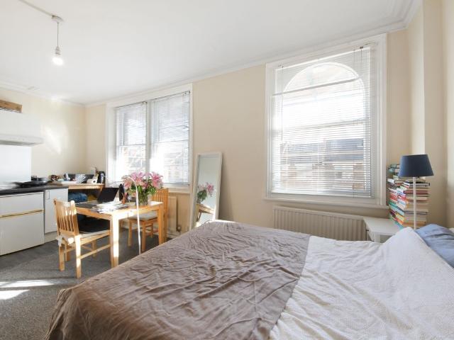 Fortess Road, Tufnell Park NW5, Studio to rent, £1,450 pcm | PrimeLocation