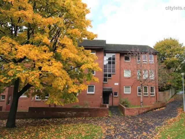 Forth and Clyde Canal Glasgow Spur Towpath, Queen's Cross, Glasgow, G20 7TY, United Kingdom | 2 bed apartment for rent #109218308 | Rentberry