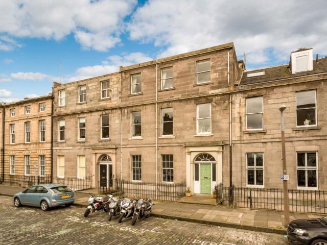 Forth Street, New Town, Edinburgh EH1, 2 bed flat to rent, £1,695 pcm | PrimeLocation