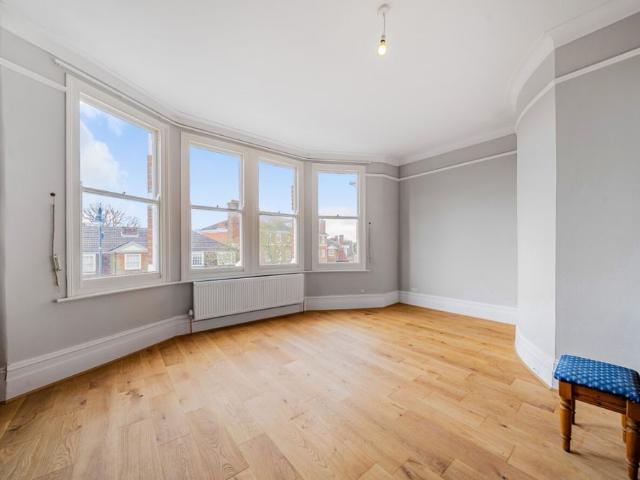 Fortis Green Road, London, N10