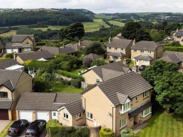 Fortis Way, Salendine Nook, 5 Bedroom Detached