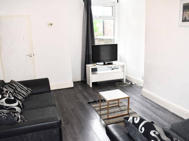 Fortuna Grove, Fallowfield, Manchester M19, 4 bed terraced house to rent, £2,254 pcm | PrimeLocation