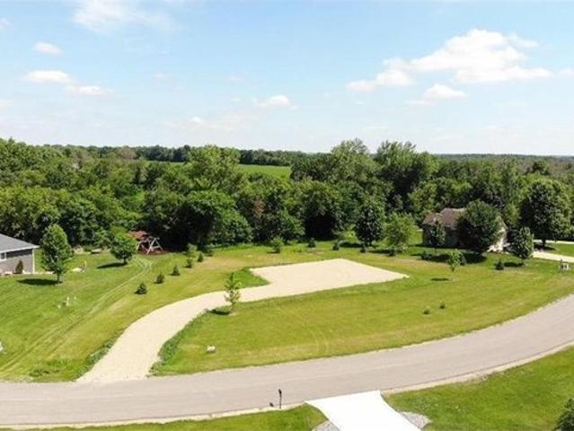 Fortune Creek Trl, Faribault, MN 55021