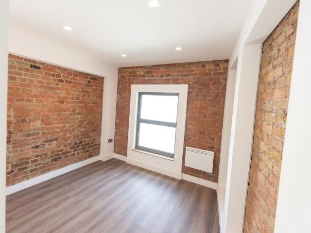 Fortune Green Road, London NW6, 1 bed flat to rent, £1,900 pcm | PrimeLocation
