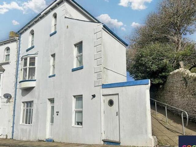 Fortuneswell, Portland, 2 Bedroom Flat