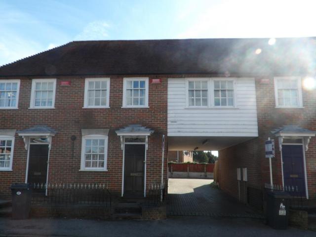 Forty Acres Road, Canterbury, CT2 3 bed house to rent £1,325 pcm £306 pw