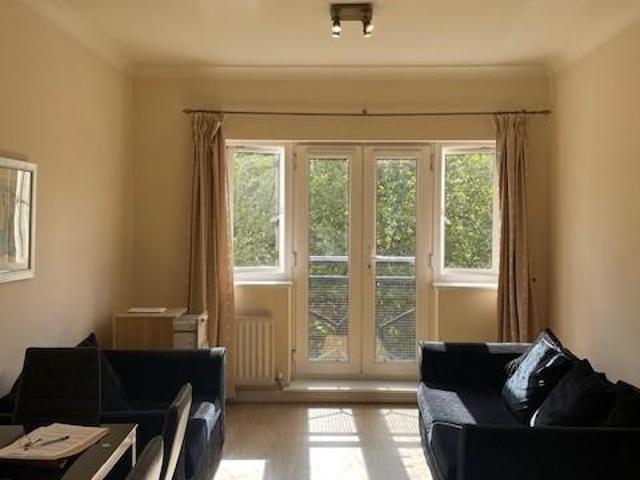 Forty Avenue, Wembley HA9 2 bed flat to rent £1,800 pcm £415 pw