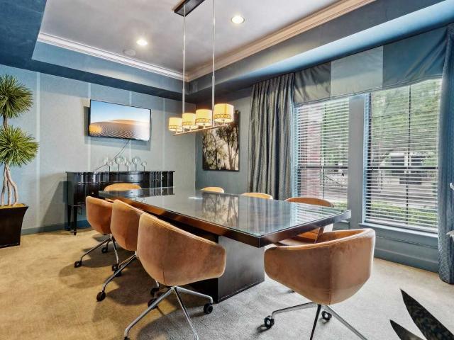 Forum on San Felipe 1 Bedroom Apartment for Rent at 6363 San Felipe St, Houston, TX 77057 Great Uptown