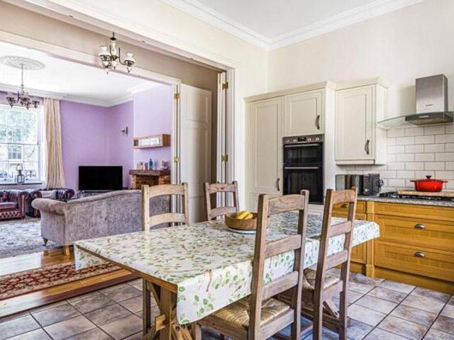 For Sale 4 Bedroom Apartment Portsmouth Hampshire DS99436964