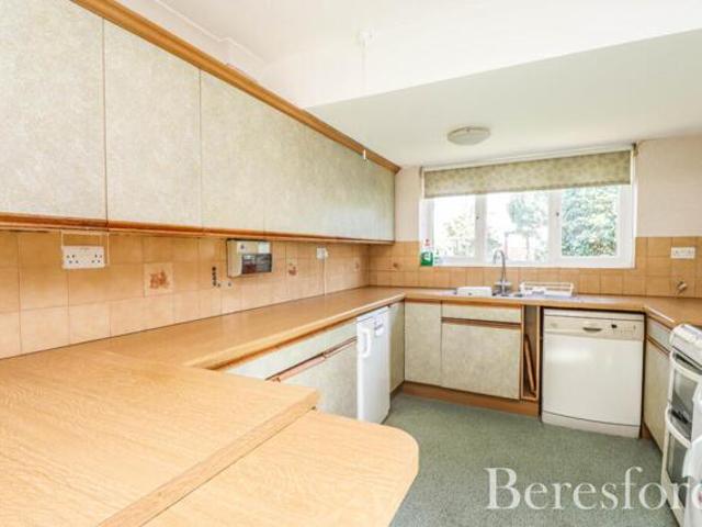 For Sale 4 Bedroom Bungalow Chelmsford Essex DS99290275