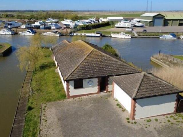 For Sale 4 Bedroom Bungalow Great Yarmouth Great Yarmouth DS101676722