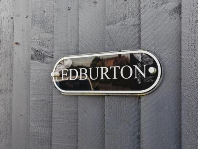 For Sale 4 Bedroom Bungalow East Sussex East Sussex DLS101100155