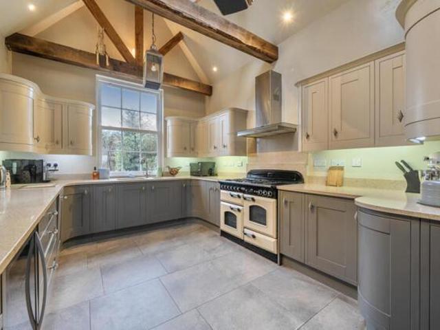 For Sale 4 Bedroom Bungalow Eastleigh Hampshire DLS101168249
