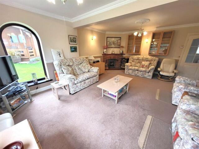 For Sale 4 Bedroom Bungalow Haverfordwest Pembrokeshire DS99290623