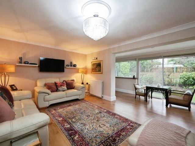 For Sale 4 Bedroom Bungalow Hayling Island Hampshire DS99029306