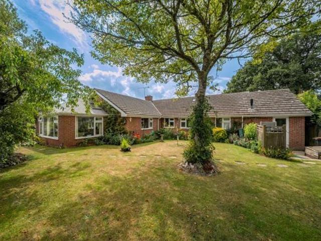 For Sale 4 Bedroom Bungalow Hampshire Hampshire DLS101678367