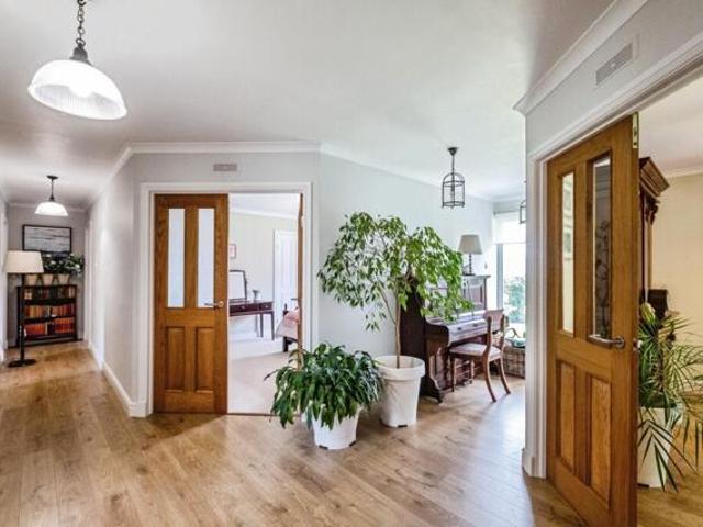 For Sale 4 Bedroom Bungalow Highland Highland DS101678881