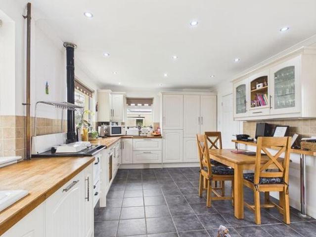 For Sale 4 Bedroom Bungalow Newquay Cornwall DLS101316232