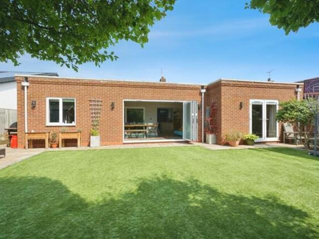 For Sale 4 Bedroom Bungalow Staffordshire Staffordshire DLS101678383