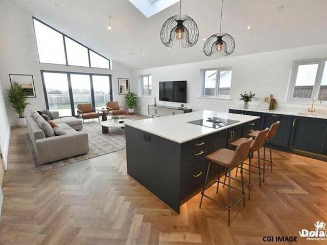 For Sale 4 Bedroom Bungalow Roch Roch DLS100615095