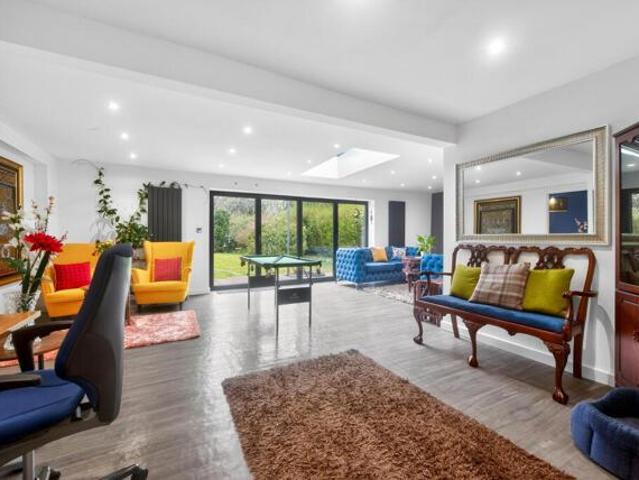 For Sale 4 Bedroom Bungalow Reading Oxfordshire DS101379246